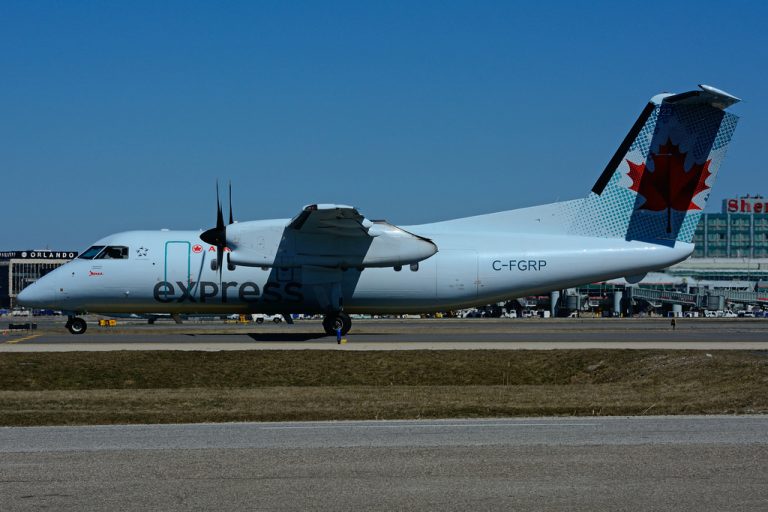 Air Canada Express Fleet (Jazz) Bombardier Dash 8-100 Details and Pictures