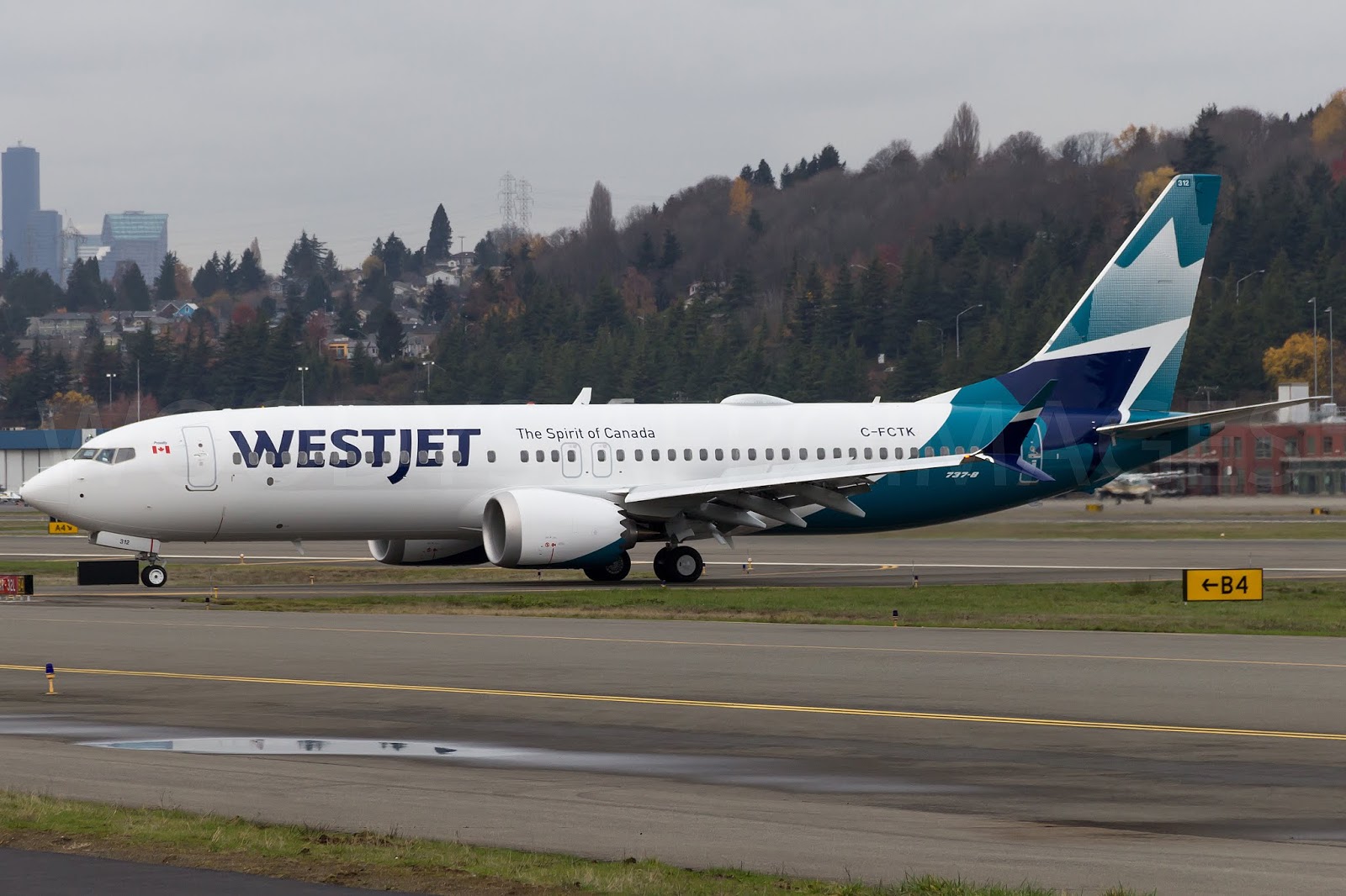 WestJet Fleet Boeing 737 Max 8 Details and Pictures
