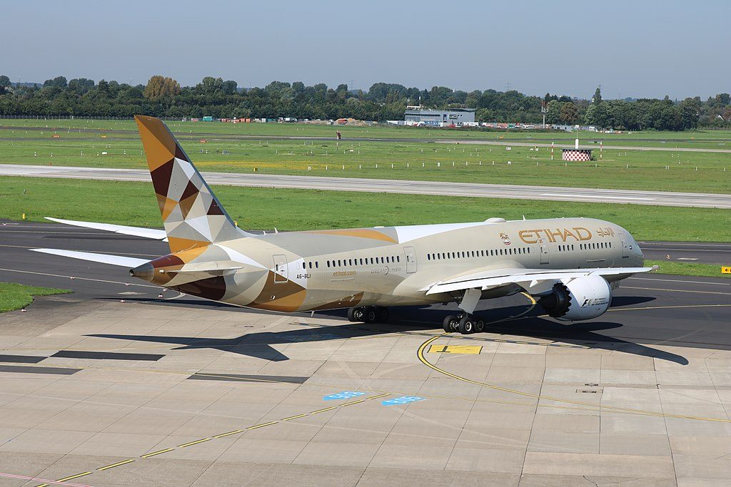 Etihad Airways Fleet Boeing 787-9 Dreamliner Details and Pictures