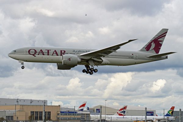 Qatar Airways Fleet Boeing 777-200LR Details and Pictures