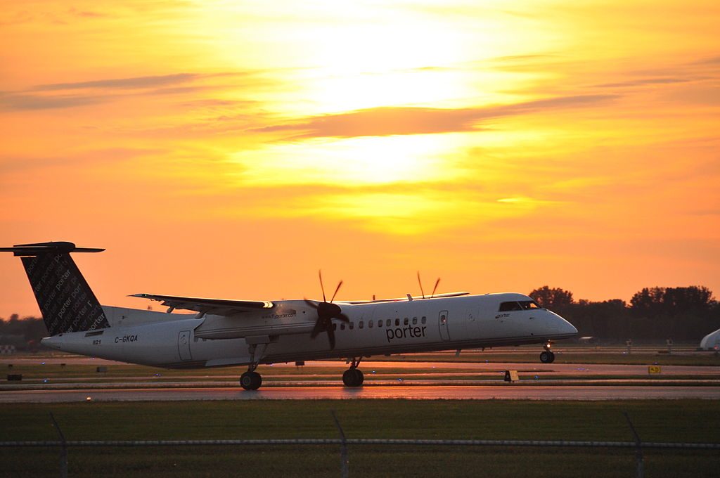 Porter Airlines Fleet Bombardier Dash 8-Q400 Details and Pictures