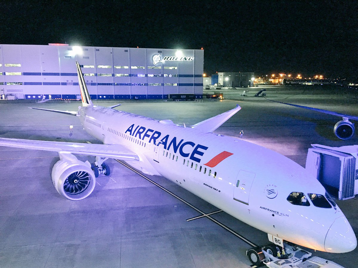 Air France Fleet Boeing 787-9 Dreamliner Details and Pictures
