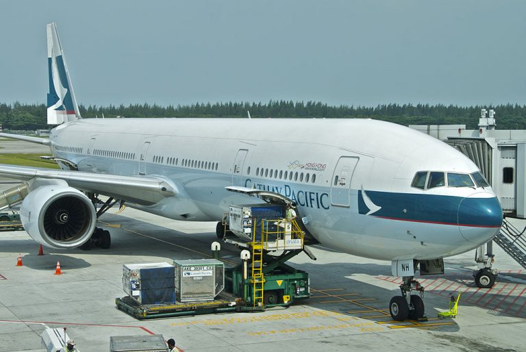 Cathay Pacific Fleet Boeing 777-300/ER Details and Pictures