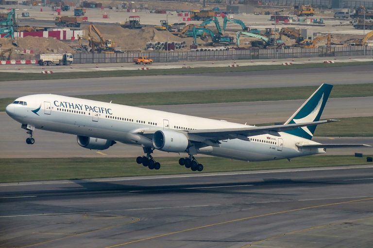 Cathay Pacific Fleet Boeing 777-300/ER Details and Pictures