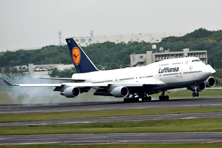 Lufthansa Fleet Boeing 747-400 Details and Pictures