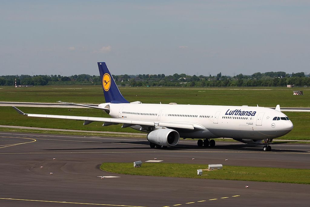 Lufthansa Fleet Airbus A330-300 Details and Pictures