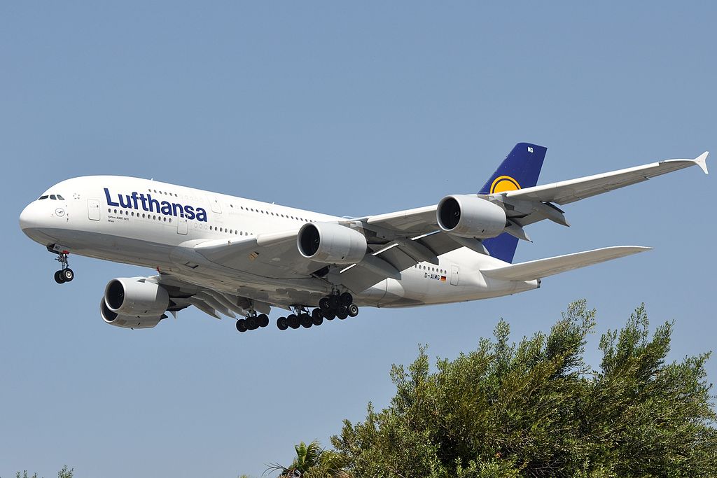 Lufthansa Fleet Airbus A380-800 Details and Pictures