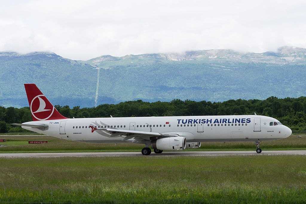 Turkish Airlines Fleet Airbus A321-200 Details and Pictures
