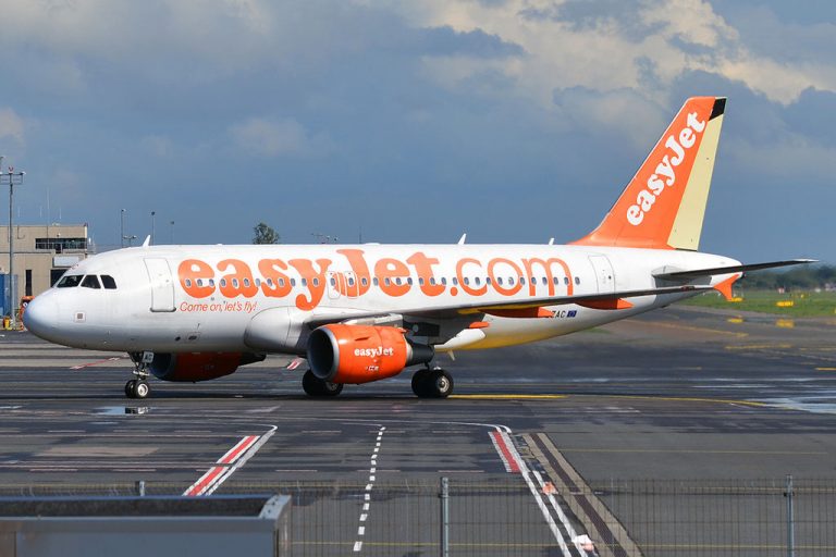 easyJet Fleet Airbus A319-100 Details and Pictures