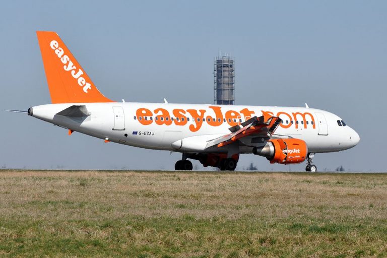 easyJet Fleet Airbus A319-100 Details and Pictures