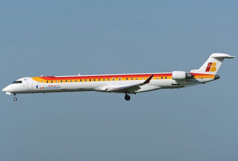 Iberia Regional (Air Nostrum) Fleet Bombardier CRJ-1000 Details and ...