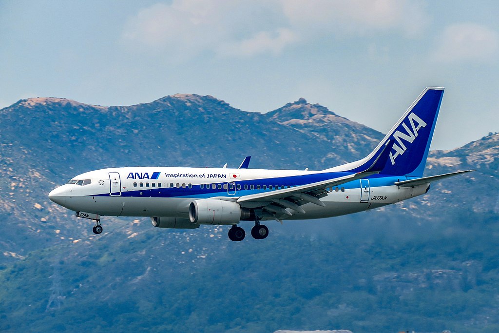 ANA Fleet Boeing 737-700 Details and Pictures