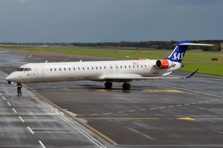 SAS Fleet Bombardier CRJ-900 Details and Pictures