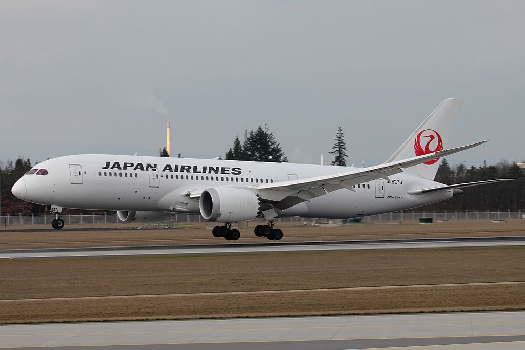 Japan Airlines Fleet Boeing 787-8 Dreamliner Details and Pictures
