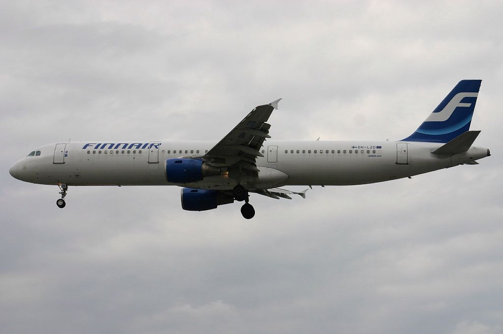 Finnair Fleet Airbus A321-200 Details and Pictures