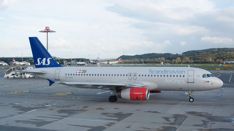 SAS Fleet Airbus A320-200 Details and Pictures