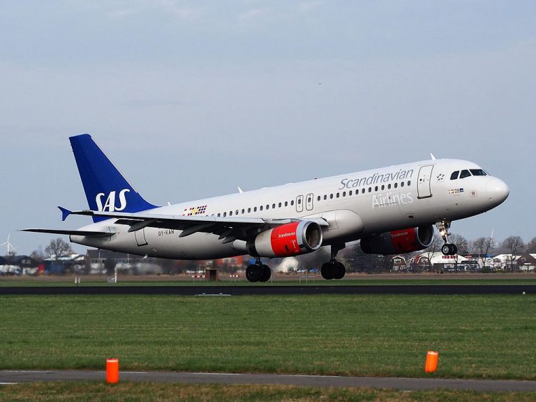 SAS Fleet Airbus A320-200 Details and Pictures