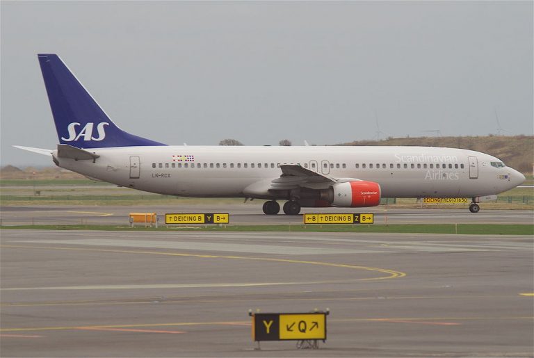 SAS Fleet Boeing 737-800 Details and Pictures