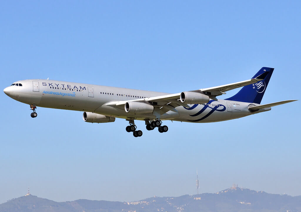 Aerolineas Argentinas Fleet Airbus A340-300 Details and Pictures