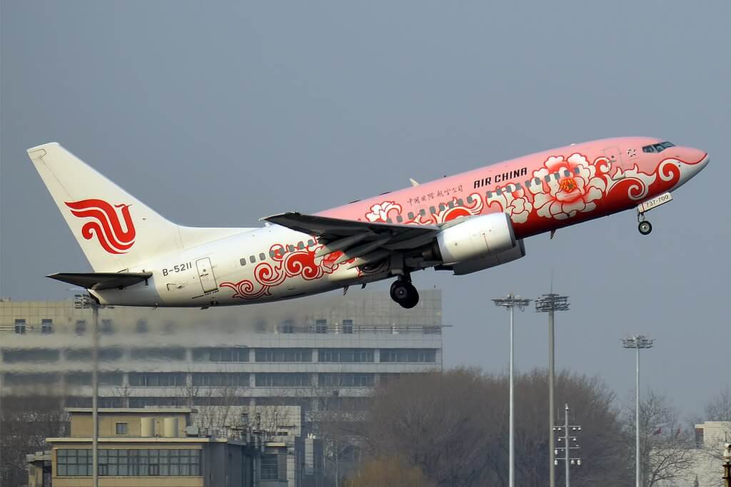Air China Fleet Boeing 737-700 Details and Pictures