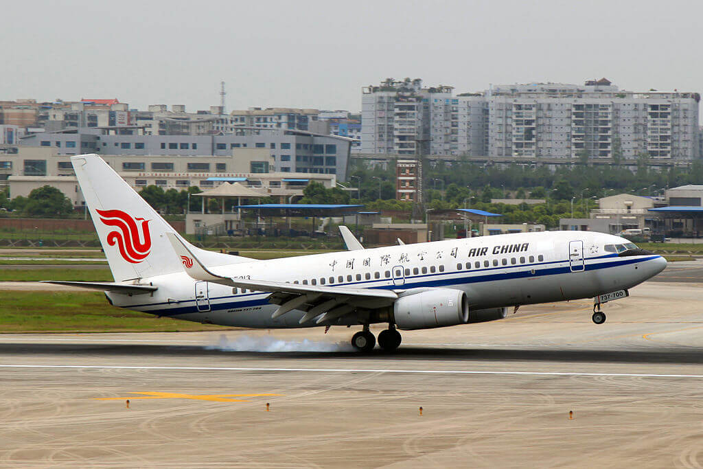 Air China Fleet Boeing 737-700 Details and Pictures