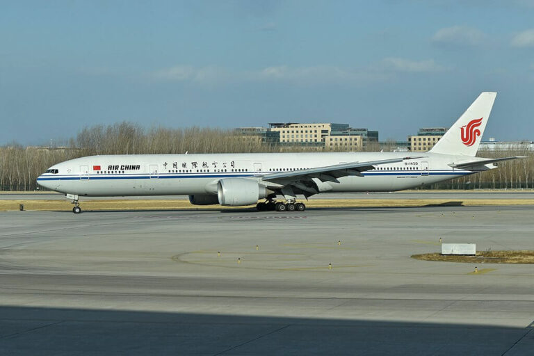 Air China Fleet Boeing 777-300ER Details and Pictures
