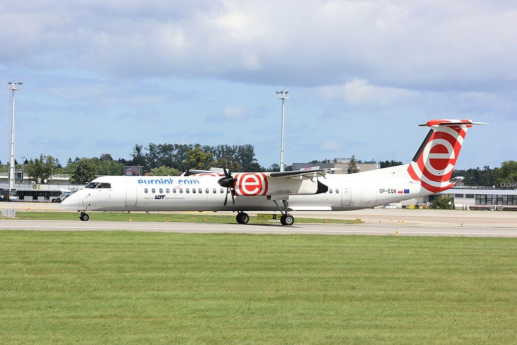 LOT Polish Airlines Fleet Bombardier Dash 8 Q400 Details and Pictures