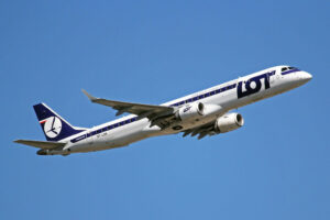 LOT Polish Airlines Fleet Embraer ERJ-190/195 Details and Pictures