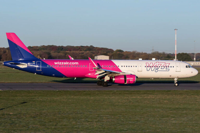 Wizz Air Fleet Airbus A321ceo/neo Details and Pictures