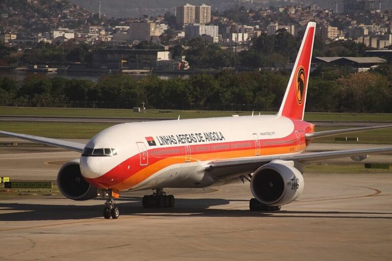 TAAG Angola Airlines Fleet Boeing 777-200ER Details and Pictures