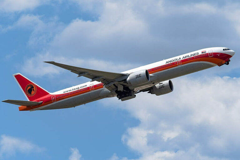 TAAG Angola Airlines Fleet Boeing 777-300ER Details and Pictures